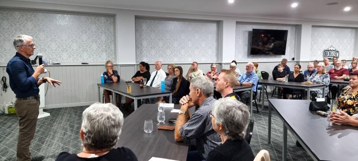 Senator Rennick tours regional Queensland | Gladstone Today